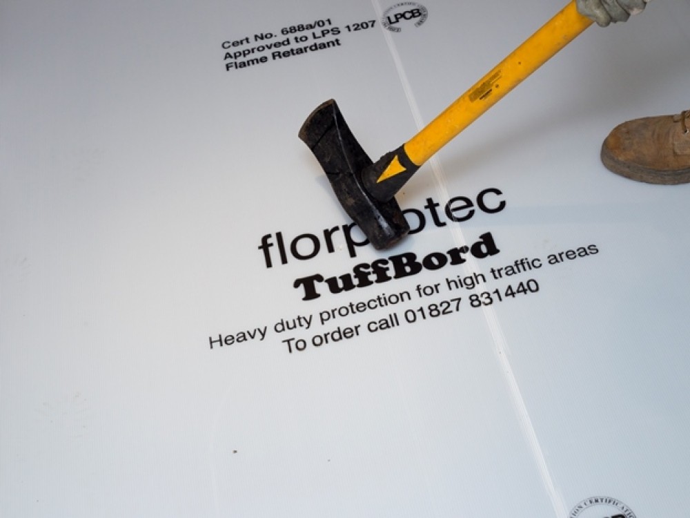 Floor Protection Board (Florprotec® T-bord™) equivalent to Correx
