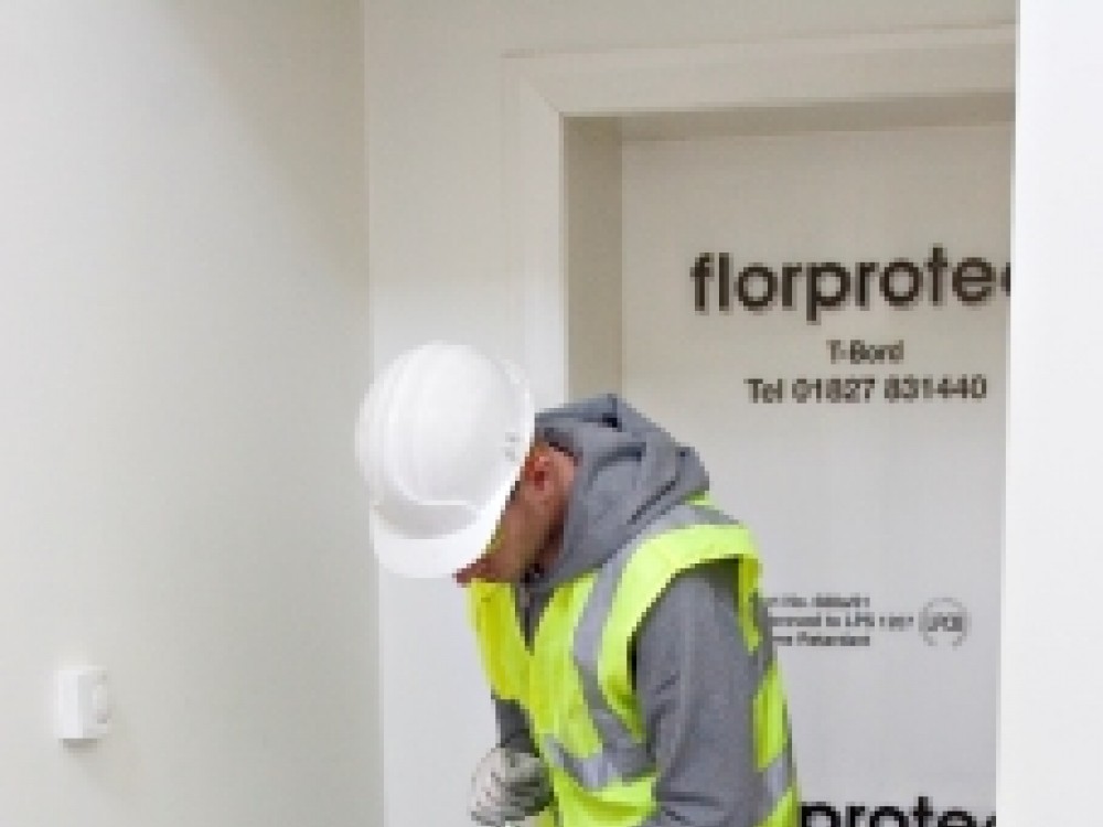 Floor Protection Board (Florprotec® T-bord™) equivalent to Correx